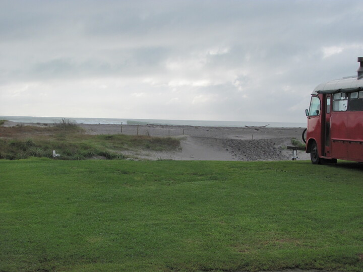 Dotterel Point Overnight Campervan Parking - Pukehina, Bay of Plenty ...