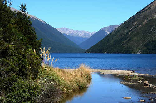 Lake Rotoiti circuit - Nelson Lakes National Park, Nelson Region, NZ ...