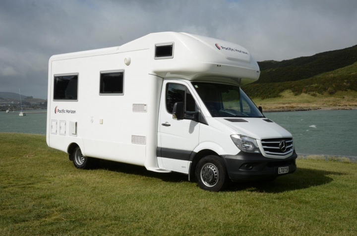 Pacific Horizon Motorhomes - 4 Berth Mercedes Motorhome